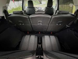 Black Peugeot 5008 2018 in Siauliai, with an engine capacity of 1.50 L and mileage of 182 thousand km for 14500 €, photo 42 on AUTOMOTO.COM.LV