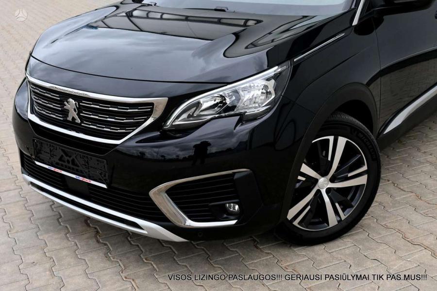 Black Peugeot 5008 2018 in Kretinga, with an engine capacity of 1.20 L and mileage of 217 thousand km for 9999 €, photo 5 on AUTOMOTO.COM.LV