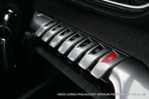Black Peugeot 5008 2018 in Kretinga, with an engine capacity of 1.20 L and mileage of 217 thousand km for 9999 €, photo 30 on AUTOMOTO.COM.LV