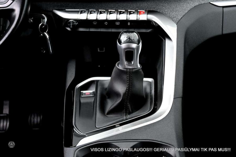 Black Peugeot 5008 2018 in Kretinga, with an engine capacity of 1.20 L and mileage of 217 thousand km for 9999 €, photo 33 on AUTOMOTO.COM.LV