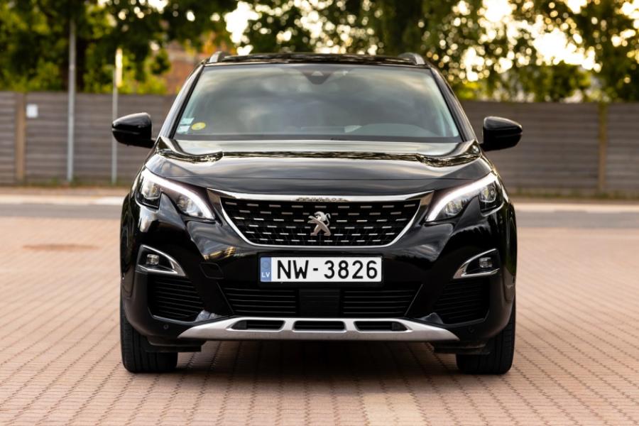 Melns Peugeot 5008 2020 Rīga, ar dzinēja tilpumu 2.00 L un nobraukumu 178 tūkst. km par 19490 €, foto 1 vietnē AUTOMOTO.COM.LV