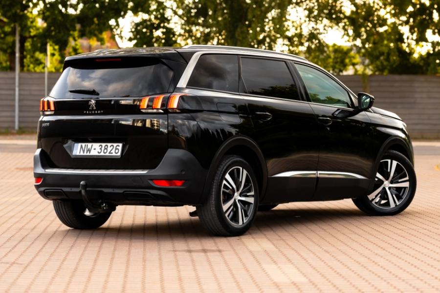Melns Peugeot 5008 2020 Rīga, ar dzinēja tilpumu 2.00 L un nobraukumu 178 tūkst. km par 19490 €, foto 7 vietnē AUTOMOTO.COM.LV