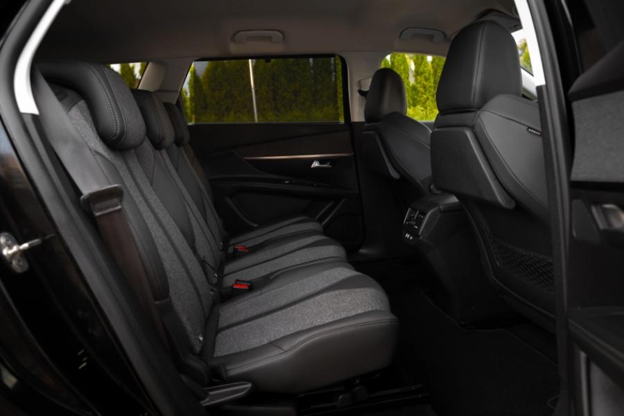 Melns Peugeot 5008 2020 Rīga, ar dzinēja tilpumu 2.00 L un nobraukumu 178 tūkst. km par 19490 €, foto 12 vietnē AUTOMOTO.COM.LV