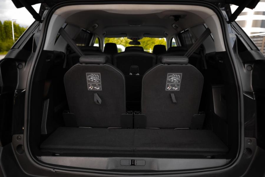 Melns Peugeot 5008 2020 Rīga, ar dzinēja tilpumu 2.00 L un nobraukumu 178 tūkst. km par 19490 €, foto 15 vietnē AUTOMOTO.COM.LV