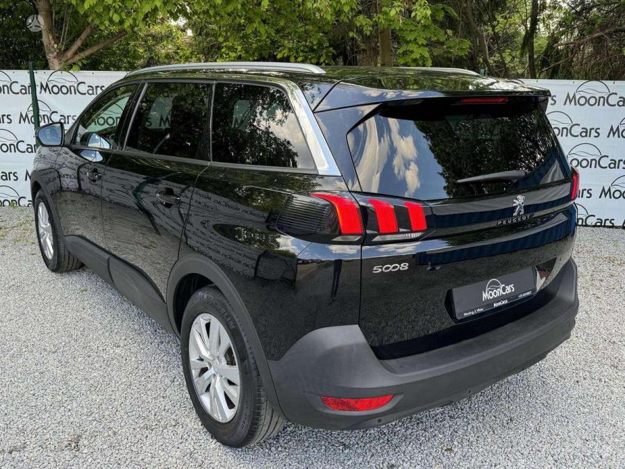 Melns Peugeot 5008 2020 Viļņa, ar dzinēja tilpumu 1.20 L un nobraukumu 240 tūkst. km par 10300 €, foto 9 vietnē AUTOMOTO.COM.LV