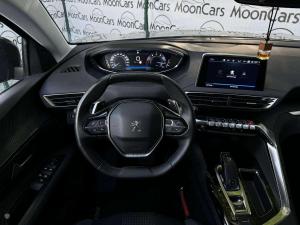 Melns Peugeot 5008 2020 Viļņa, ar dzinēja tilpumu 1.20 L un nobraukumu 240 tūkst. km par 10300 €, foto 11 vietnē AUTOMOTO.COM.LV