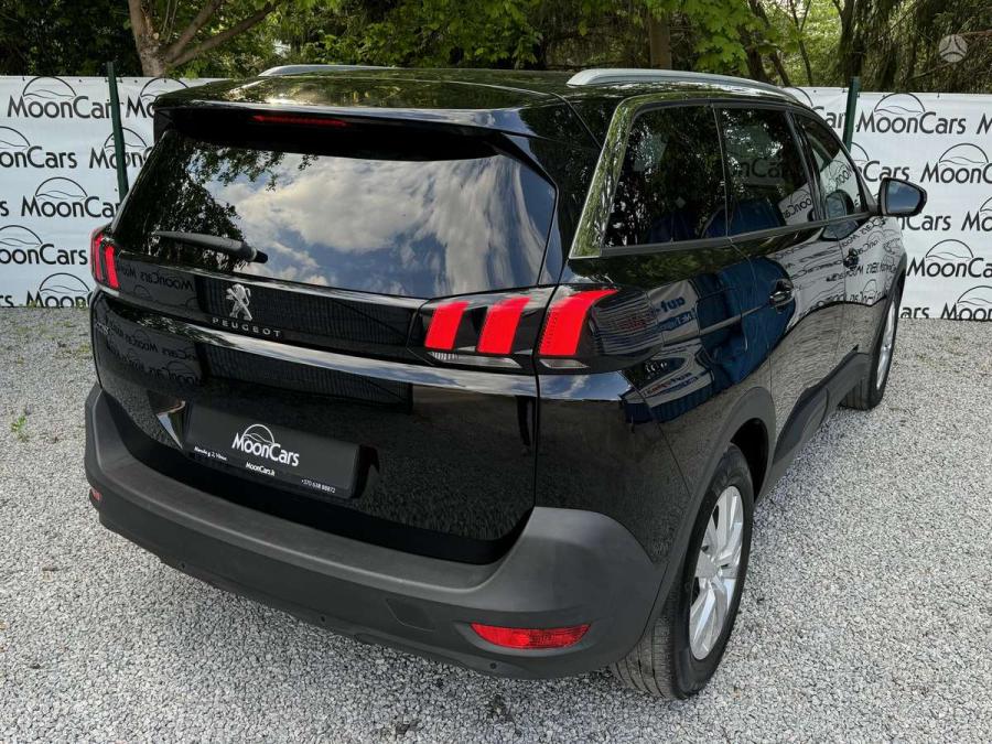 Melns Peugeot 5008 2020 Viļņa, ar dzinēja tilpumu 1.20 L un nobraukumu 240 tūkst. km par 10300 €, foto 7 vietnē AUTOMOTO.COM.LV