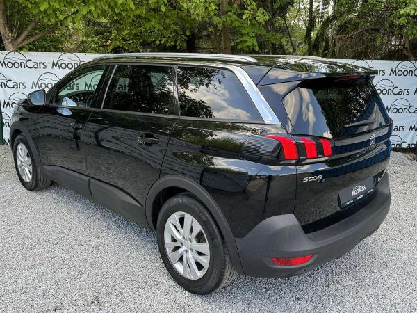 Melns Peugeot 5008 2020 Viļņa, ar dzinēja tilpumu 1.20 L un nobraukumu 240 tūkst. km par 10300 €, foto 7 vietnē AUTOMOTO.COM.LV