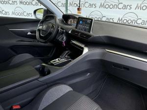 Melns Peugeot 5008 2020 Viļņa, ar dzinēja tilpumu 1.20 L un nobraukumu 240 tūkst. km par 10300 €, foto 13 vietnē AUTOMOTO.COM.LV