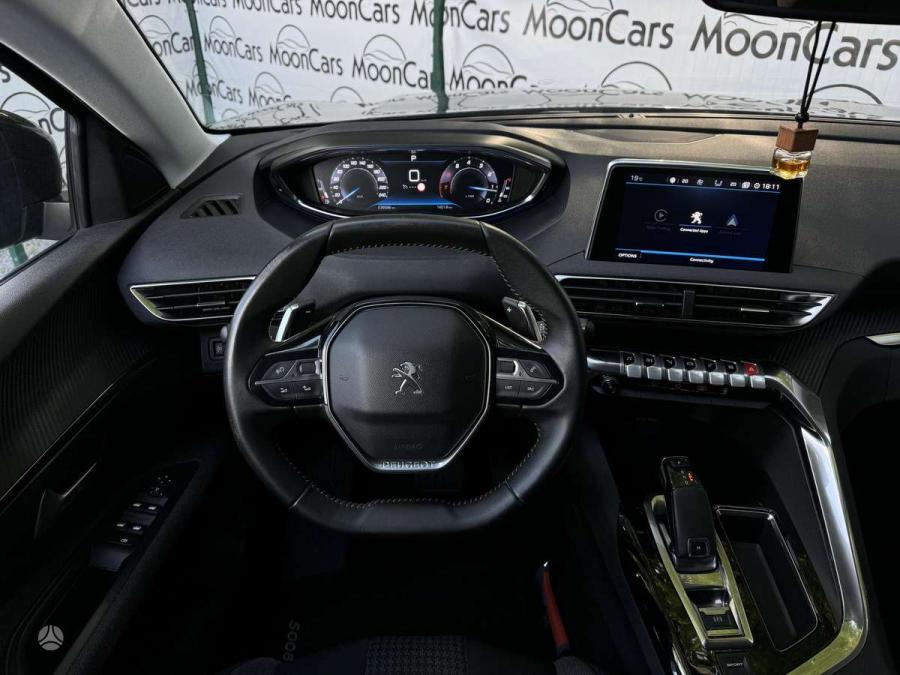 Melns Peugeot 5008 2020 Viļņa, ar dzinēja tilpumu 1.20 L un nobraukumu 240 tūkst. km par 10300 €, foto 14 vietnē AUTOMOTO.COM.LV