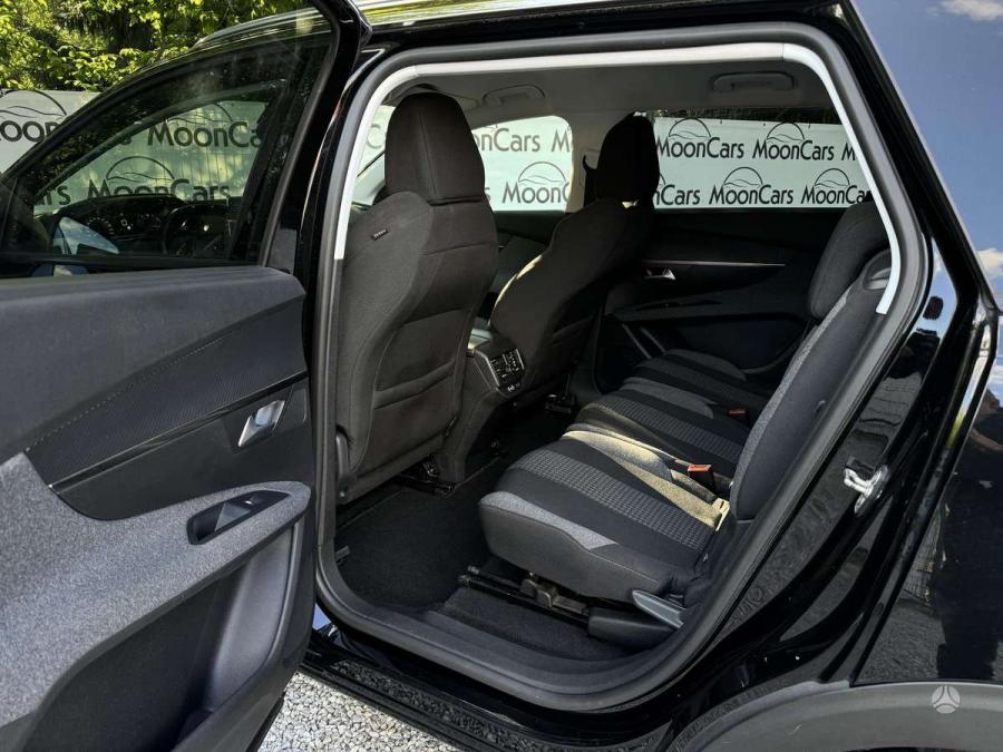 Melns Peugeot 5008 2020 Viļņa, ar dzinēja tilpumu 1.20 L un nobraukumu 240 tūkst. km par 10300 €, foto 15 vietnē AUTOMOTO.COM.LV