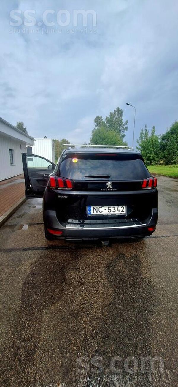 Peugeot 5008 2020 Rīga vietnē Melns Peugeot 5008 2020 Rīga, ar dzinēja tilpumu 1.50 L un nobraukumu 137 tūkst. km par 15500 €, foto 3 vietnē AUTOMOTO.COM.LV