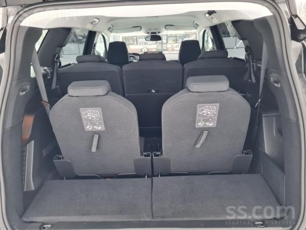 Melns Peugeot 5008 2021 Jelgava, ar dzinēja tilpumu 1.50 L un nobraukumu 0 tūkst. km par 16990 €, foto 8 vietnē AUTOMOTO.COM.LV