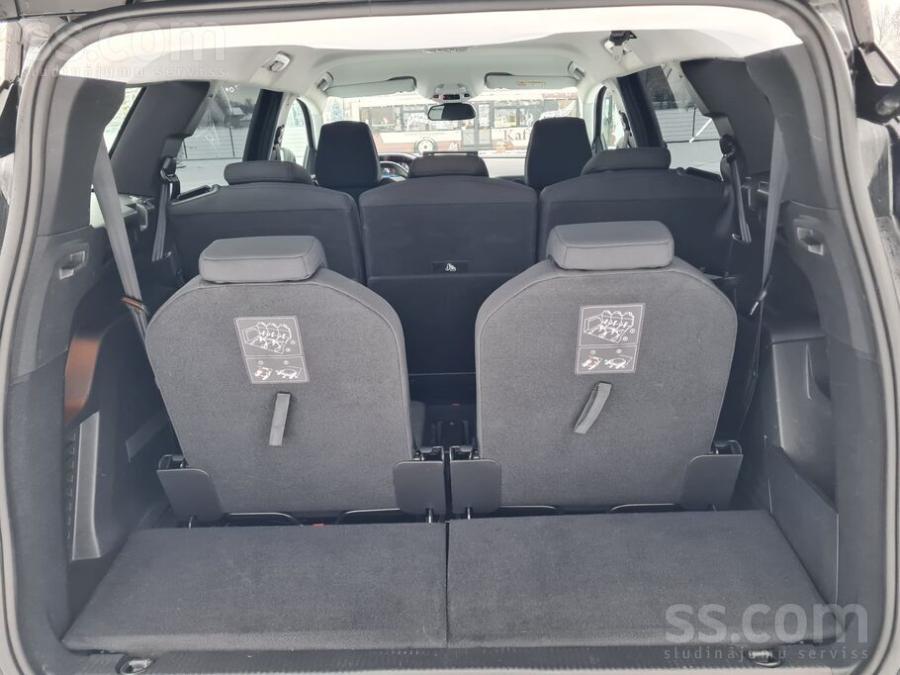 Melns Peugeot 5008 2021 Jelgava, ar dzinēja tilpumu 1.50 L un nobraukumu 0 tūkst. km par 16990 €, foto 9 vietnē AUTOMOTO.COM.LV