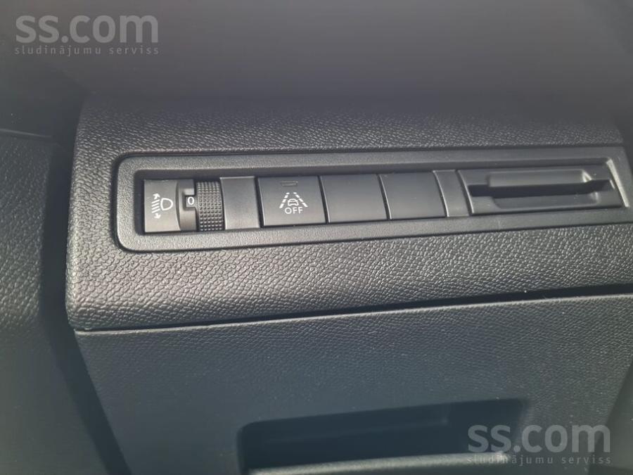 Melns Peugeot 5008 2021 Jelgava, ar dzinēja tilpumu 1.50 L un nobraukumu 0 tūkst. km par 16990 €, foto 16 vietnē AUTOMOTO.COM.LV