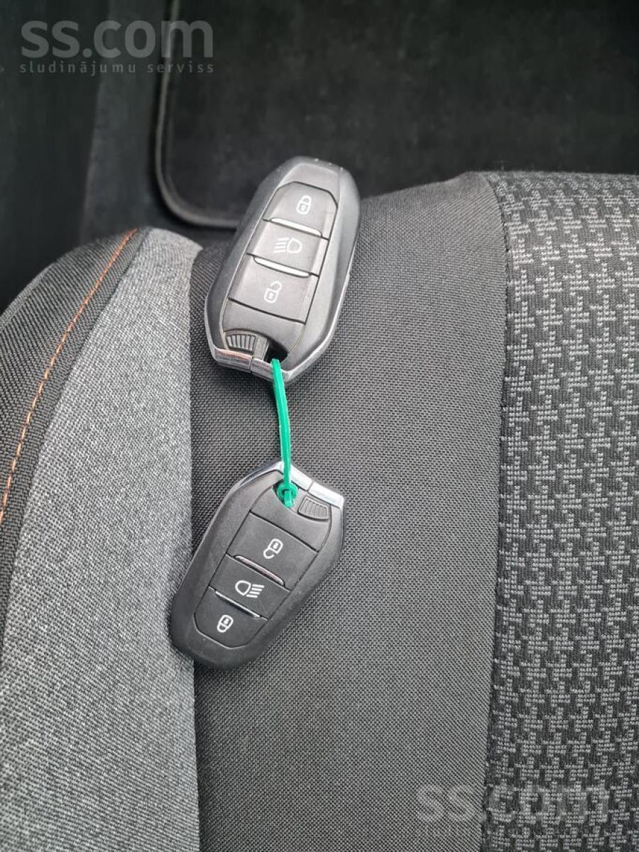Melns Peugeot 5008 2021 Jelgava, ar dzinēja tilpumu 1.50 L un nobraukumu 0 tūkst. km par 16990 €, foto 21 vietnē AUTOMOTO.COM.LV