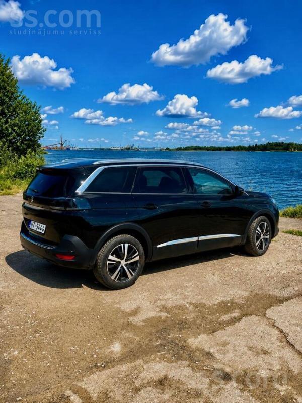 Black Peugeot 5008 2021 in Riga, with an engine capacity of 1.50 L and mileage of 88 thousand km for 18450 €, photo 3 on AUTOMOTO.COM.LV