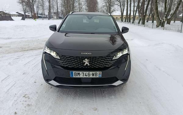 Black Peugeot 5008 2022 in Taurage, with an engine capacity of 1.50 L and mileage of 176 thousand km for 15500 €, photo 5 on AUTOMOTO.COM.LV