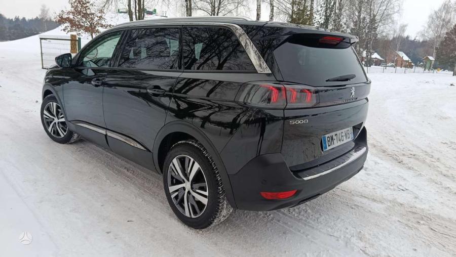 Black Peugeot 5008 2022 in Taurage, with an engine capacity of 1.50 L and mileage of 176 thousand km for 15500 €, photo 14 on AUTOMOTO.COM.LV