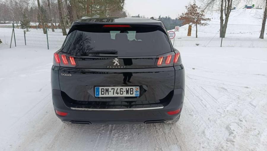 Black Peugeot 5008 2022 in Taurage, with an engine capacity of 1.50 L and mileage of 176 thousand km for 15500 €, photo 18 on AUTOMOTO.COM.LV
