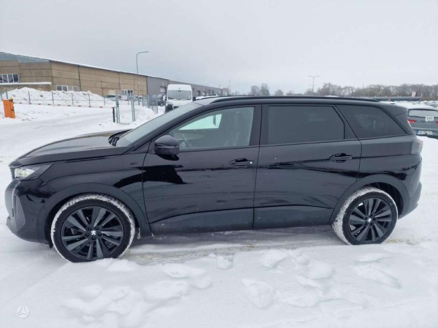 Melns Peugeot 5008 2022 Tauragė, ar dzinēja tilpumu 1.50 L un nobraukumu 180 tūkst. km par 14400 €, foto 3 vietnē AUTOMOTO.COM.LV