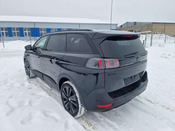 Melns Peugeot 5008 2022 Tauragė, ar dzinēja tilpumu 1.50 L un nobraukumu 180 tūkst. km par 14400 €, foto 4 vietnē AUTOMOTO.COM.LV