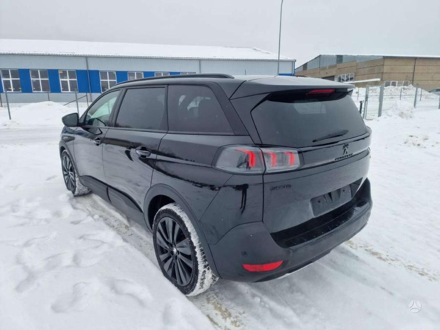 Melns Peugeot 5008 2022 Tauragė, ar dzinēja tilpumu 1.50 L un nobraukumu 180 tūkst. km par 14400 €, foto 4 vietnē AUTOMOTO.COM.LV