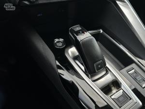 Black Peugeot 5008 2022 in Kaunas, with an engine capacity of 1.50 L and mileage of 96 thousand km for 18999 €, photo 37 on AUTOMOTO.COM.LV