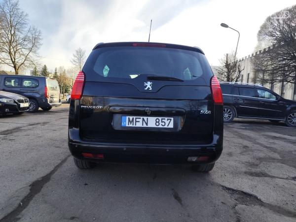 Melns Peugeot 5008 2011 Mažeikiai, ar dzinēja tilpumu 2.00 L un nobraukumu 388 tūkst. km par 3250 €, foto 4 vietnē AUTOMOTO.COM.LV