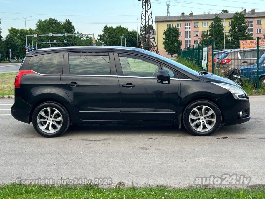 Melns Peugeot 5008 2011 Narva, ar dzinēja tilpumu 1.60 L un nobraukumu 476 tūkst. km par 2499 €, foto 3 vietnē AUTOMOTO.COM.LV