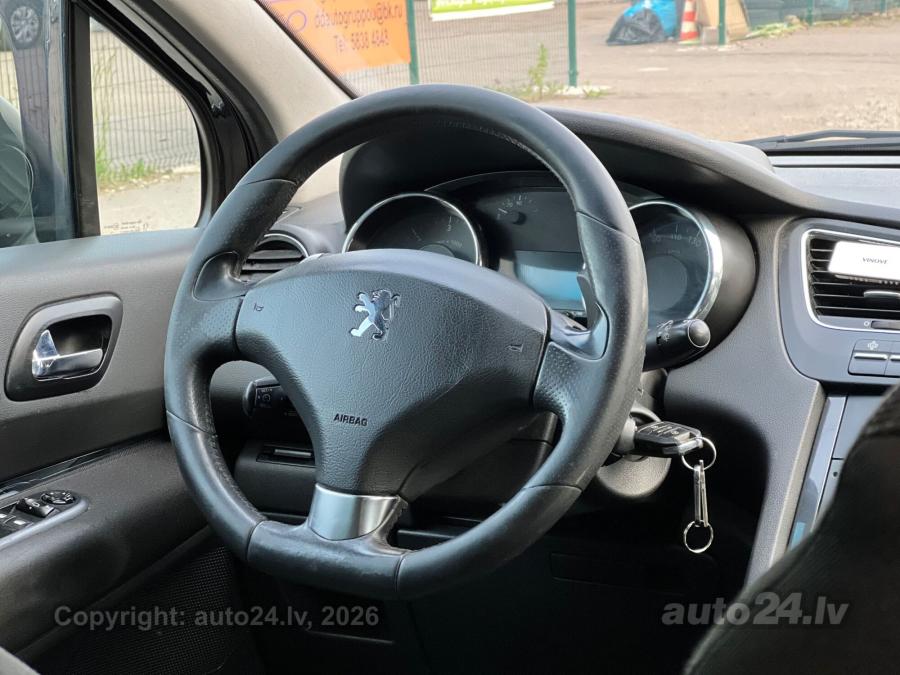 Melns Peugeot 5008 2011 Narva, ar dzinēja tilpumu 1.60 L un nobraukumu 476 tūkst. km par 2499 €, foto 12 vietnē AUTOMOTO.COM.LV