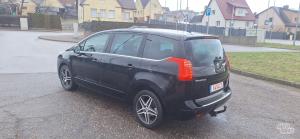 Black Peugeot 5008 2012 in Telschi, with an engine capacity of 2.00 L and mileage of 304 thousand km for 3450 €, photo 7 on AUTOMOTO.COM.LV