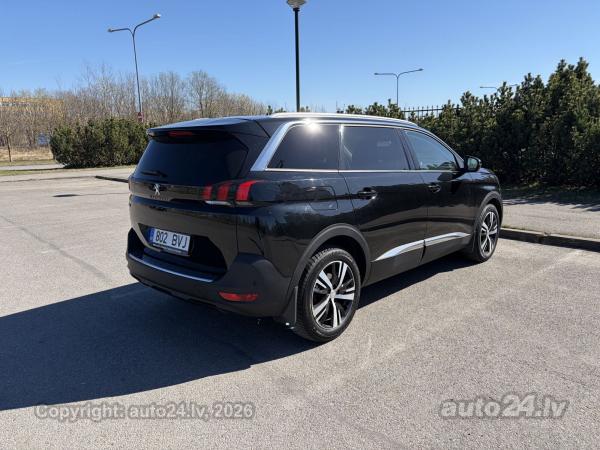 Black Peugeot 5008 2017 in Tallinn, with an engine capacity of 1.20 L and mileage of 102 thousand km for 15000 €, photo 4 on AUTOMOTO.COM.LV
