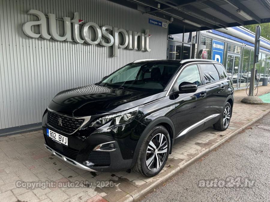 Melns Peugeot 5008 2017 Tallina, ar dzinēja tilpumu 1.20 L un nobraukumu 103 tūkst. km par 15490 €, foto 1 vietnē AUTOMOTO.COM.LV