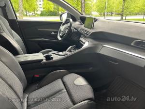 Melns Peugeot 5008 2017 Tallina, ar dzinēja tilpumu 1.20 L un nobraukumu 103 tūkst. km par 15490 €, foto 8 vietnē AUTOMOTO.COM.LV