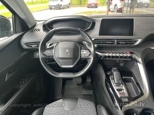 Melns Peugeot 5008 2017 Tallina, ar dzinēja tilpumu 1.20 L un nobraukumu 103 tūkst. km par 15490 €, foto 9 vietnē AUTOMOTO.COM.LV
