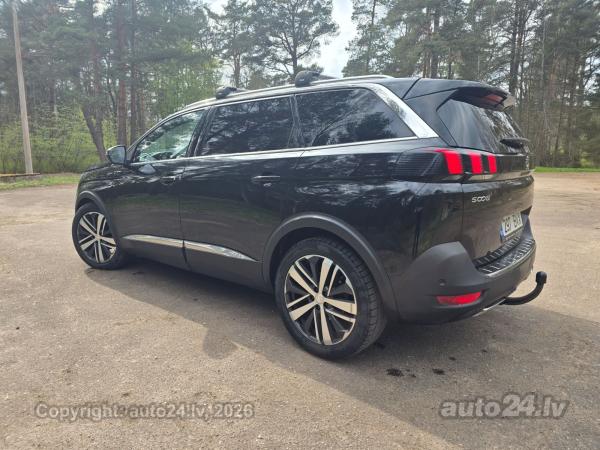 Black Peugeot 5008 2018 in Narva-Joesuu, with an engine capacity of 2.00 L and mileage of 257 thousand km for 19997 €, photo 7 on AUTOMOTO.COM.LV