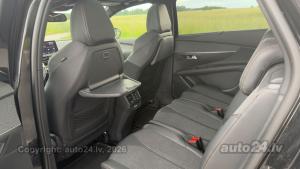 Melns Peugeot 5008 2018 Tallina, ar dzinēja tilpumu 1.60 L un nobraukumu 50 tūkst. km par 18900 €, foto 10 vietnē AUTOMOTO.COM.LV