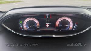 Melns Peugeot 5008 2018 Tallina, ar dzinēja tilpumu 1.60 L un nobraukumu 50 tūkst. km par 18900 €, foto 13 vietnē AUTOMOTO.COM.LV