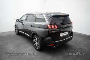 Black Peugeot 5008 2018 in Tallinn, with an engine capacity of 2.00 L and mileage of 192 thousand km for 14899 €, photo 8 on AUTOMOTO.COM.LV