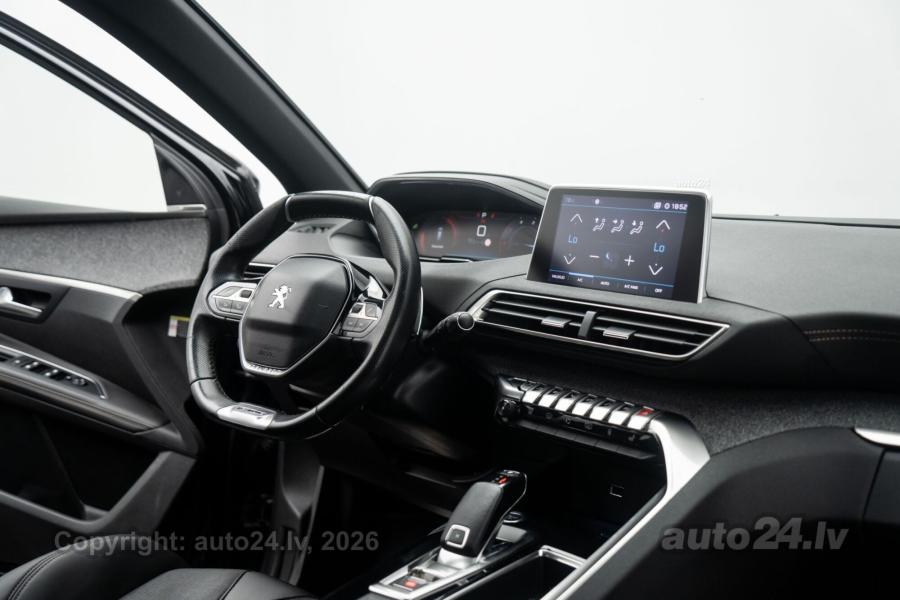 Black Peugeot 5008 2018 in Tallinn, with an engine capacity of 2.00 L and mileage of 192 thousand km for 14899 €, photo 15 on AUTOMOTO.COM.LV