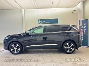 Black Peugeot 5008 2019 in Tallinn, with an engine capacity of 1.50 L and mileage of 125 thousand km for 16500 €, photo 3 on AUTOMOTO.COM.LV