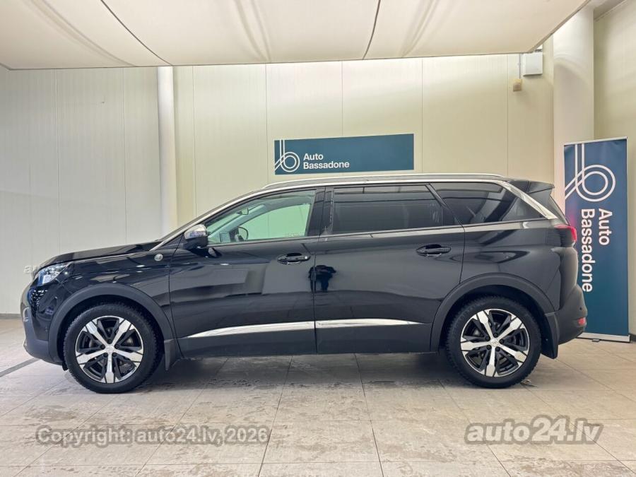 Black Peugeot 5008 2019 in Tallinn, with an engine capacity of 1.50 L and mileage of 125 thousand km for 16500 €, photo 3 on AUTOMOTO.COM.LV