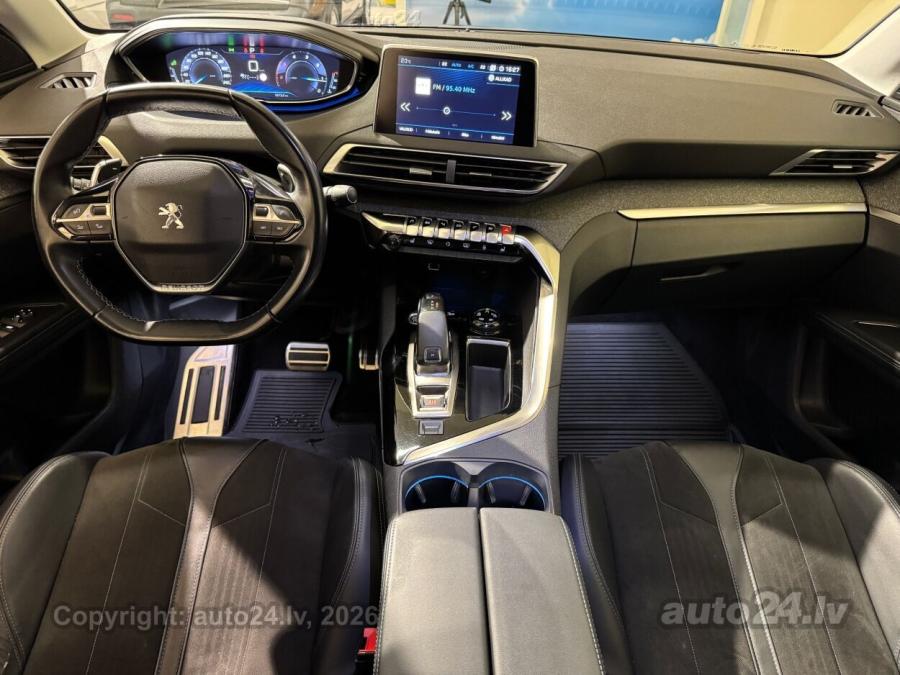 Black Peugeot 5008 2019 in Tallinn, with an engine capacity of 1.50 L and mileage of 125 thousand km for 16500 €, photo 29 on AUTOMOTO.COM.LV