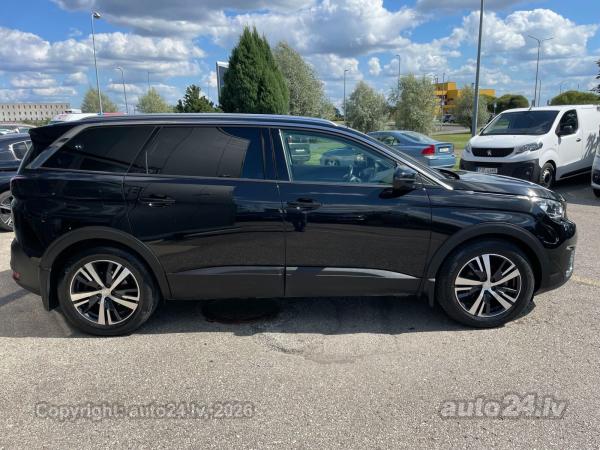 Black Peugeot 5008 2019 in Tartu, with an engine capacity of 1.20 L and mileage of 77 thousand km for 15900 €, photo 7 on AUTOMOTO.COM.LV