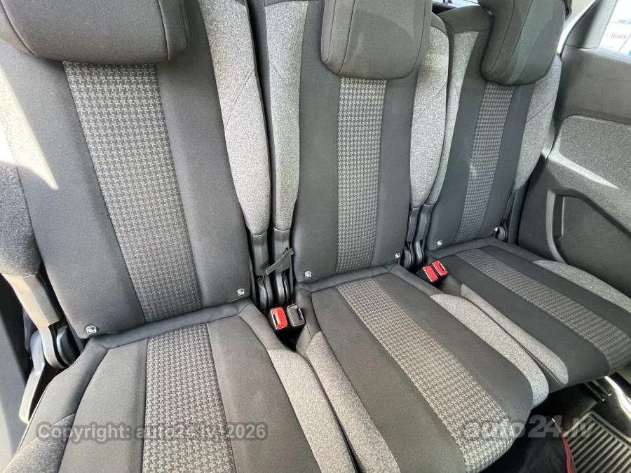 Черный Пежо 5008 2019 в Тарту, объемом двигателя 1.20 л и пробегом 77 тыс. км за 15900 €, фото 15 на AUTOMOTO.COM.LV