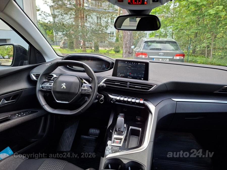 Black Peugeot 5008 2020 in Tallinn, with an engine capacity of 1.50 L and mileage of 0 thousand km for 18000 €, photo 12 on AUTOMOTO.COM.LV