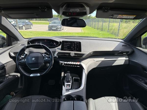 Black Peugeot 5008 2020 in Tartu, with an engine capacity of 1.50 L and mileage of 201 thousand km for 14999 €, photo 8 on AUTOMOTO.COM.LV