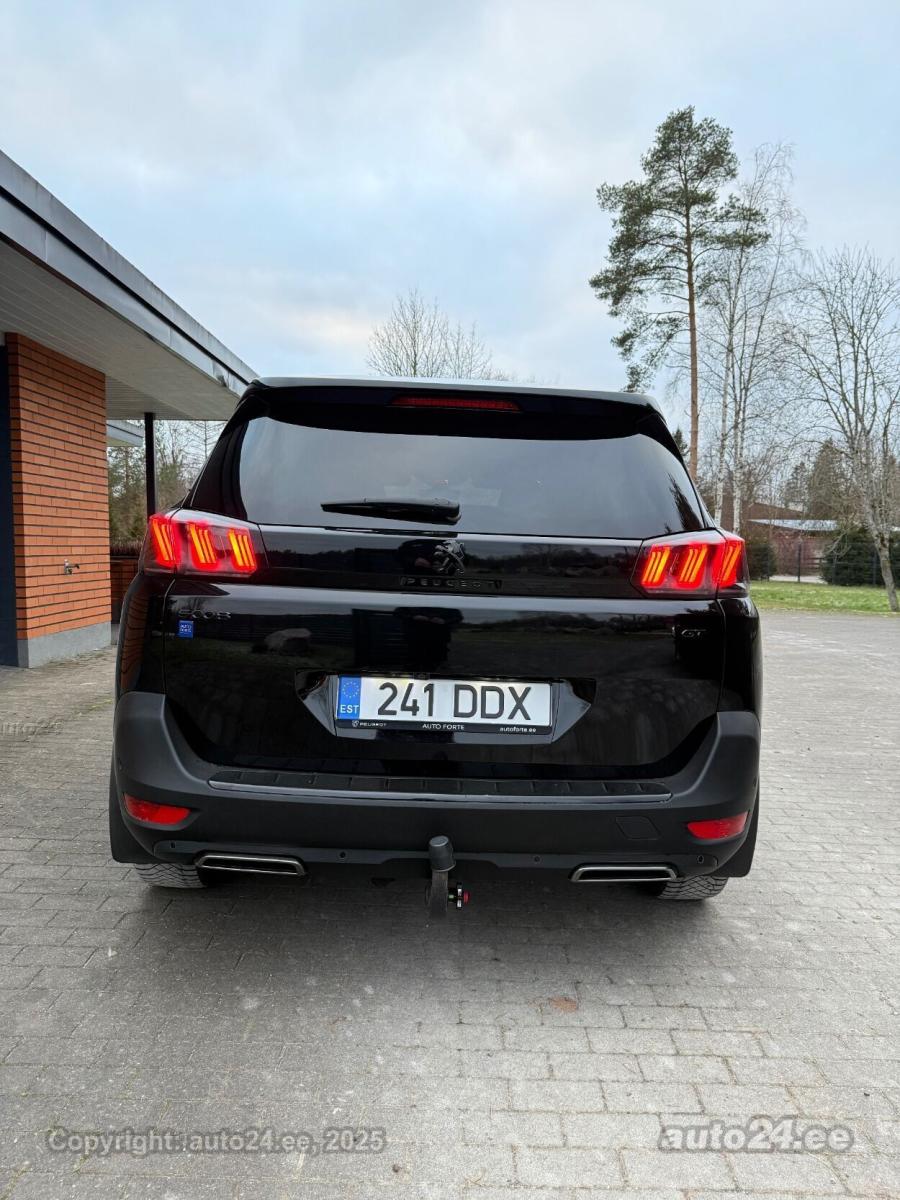 Melns Peugeot 5008 2021 Saku, ar dzinēja tilpumu 1.50 L un nobraukumu 101 tūkst. km par 24900 €, foto 6 vietnē AUTOMOTO.COM.LV