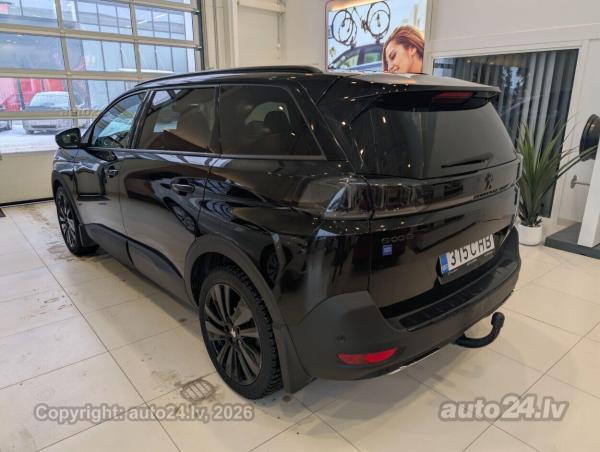 Black Peugeot 5008 2022 in Rakvere, with an engine capacity of 1.50 L and mileage of 98 thousand km for 25200 €, photo 2 on AUTOMOTO.COM.LV